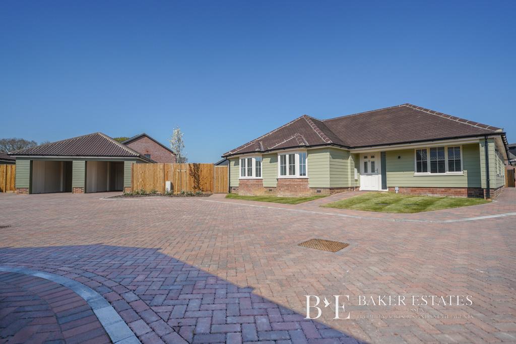 Great Oak Place, The Street, Raydon – Baker Estates